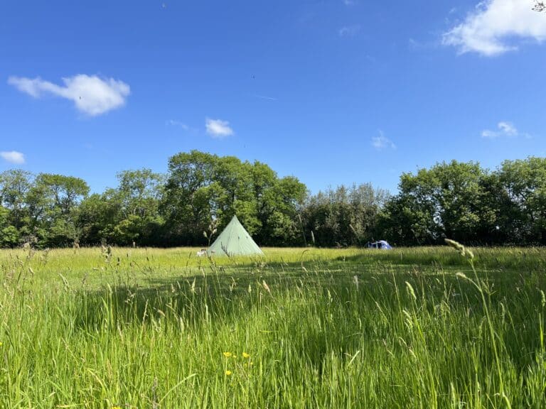 Best Campsites UK • Top 10 Campgrounds • Small Campsites